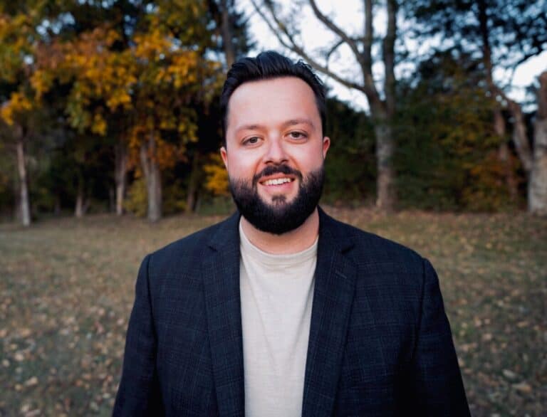 The Top 10 Inspiring Leadership Keynote Speakers for 2025 - Business ...