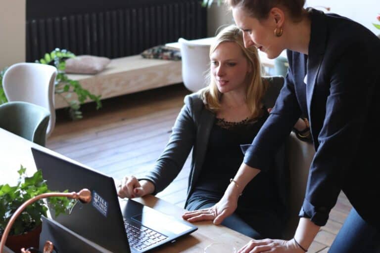 The Impact of Emotional Intelligence in Leadership on Employee ...